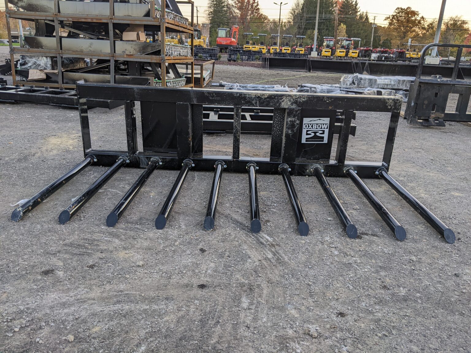 OXBOW 10 tine Manure Bucket - Midwest Machinery